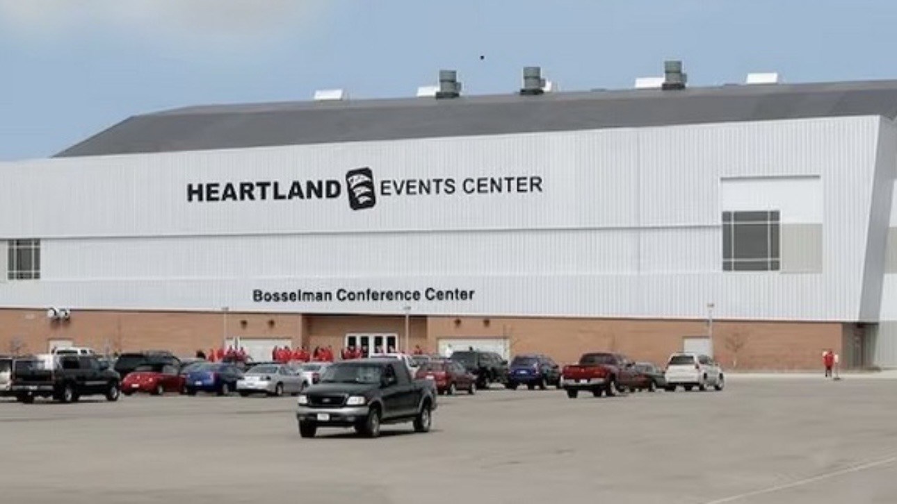 Grand Island Analiza Modernización Del Heartland Events Center Para